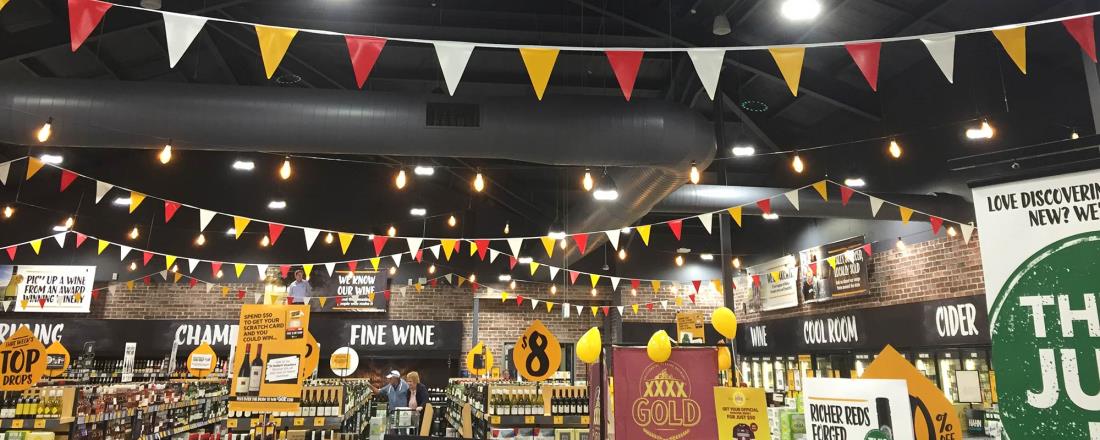 Buy Vinyl & Pennant Bunting | Coloured Bunting Flags